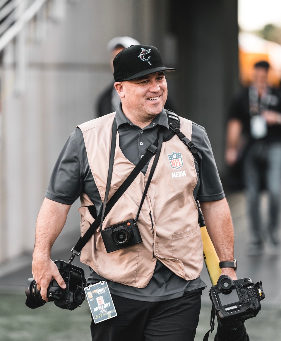 ‘Shocked and surprised’: Lynchburg alum wins NFL photo of the year ...