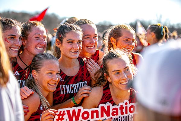 Cross-country brings home record finishes from national championships | University of Lynchburg