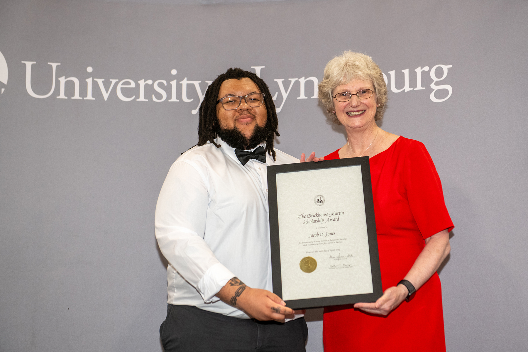 Academic awards presented at annual ceremony | University of Lynchburg